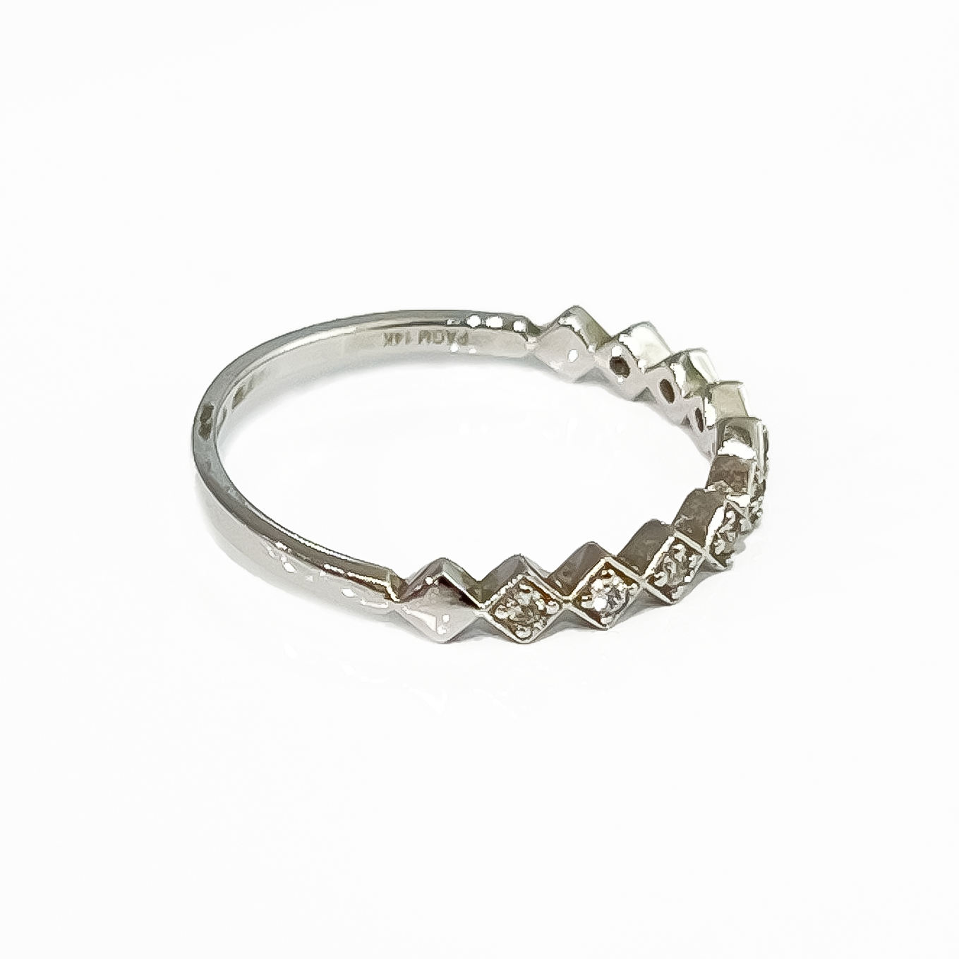 RINGS – GARO JEWELLERS